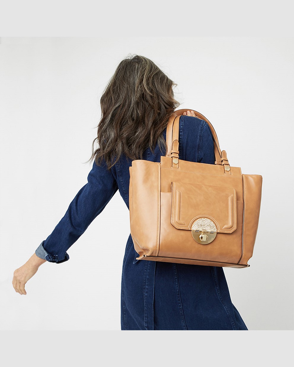 Caramel LEATHER TURNLOCK WORKER BAG - Shoulder Bags | Mimco
